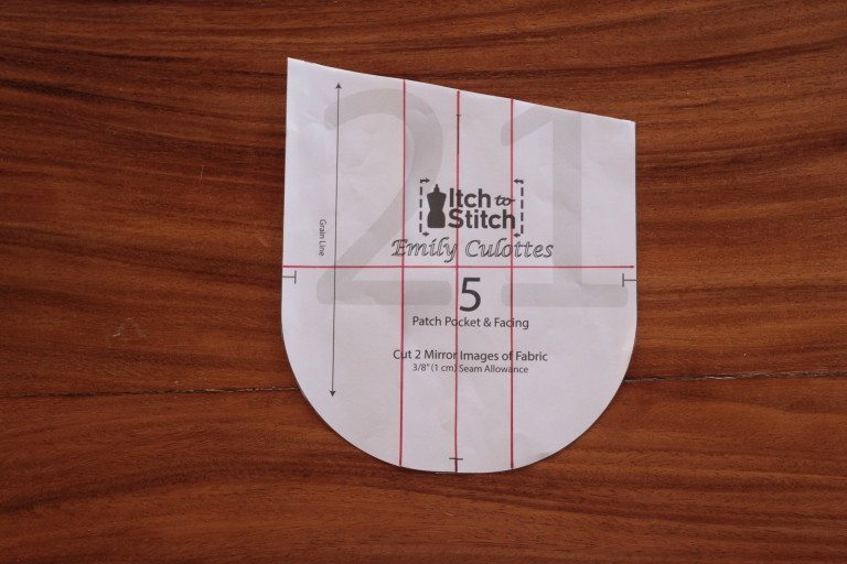 Tutorial & Free Pattern: Pleated Patch Pocket | Itch to Stitch