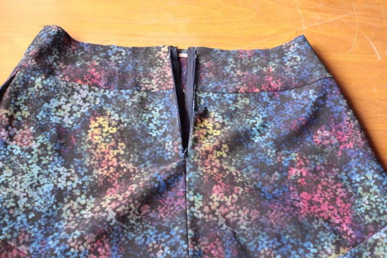 Invisible Zipper with Lining Installation – Part 2 | Itch to Stitch