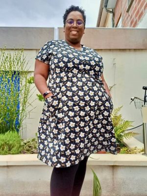 Expanded Sizes: Celeste Dress | Itch to Stitch